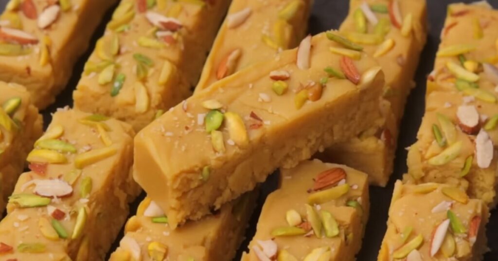 Besan Ki Barfi | बेसन की बर्फ़ी | Quick & Delicious Besan Ki Barfi!